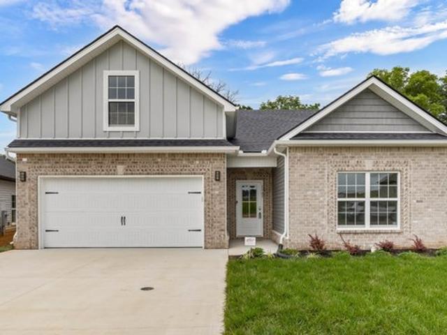 645 Marblewing Ct, Clarksville, TN 37043
