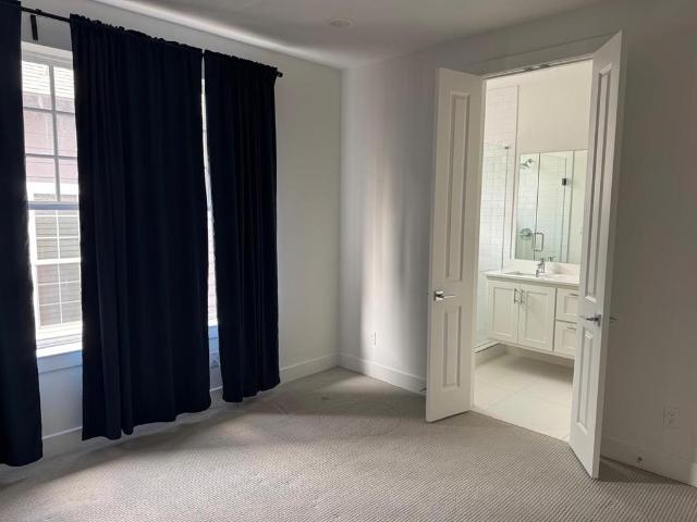 645 N Tyler St, Unit 104, Dallas, TX 75208 | MLS #21247 | Compass