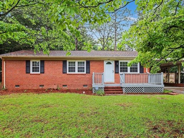 645 N Page St, Southern Pines, NC 28387