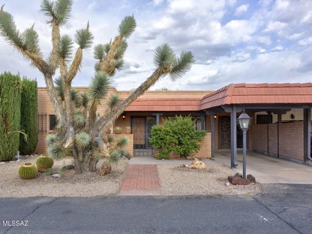 645 S Los Rubies Cir, Green Valley, AZ 85614