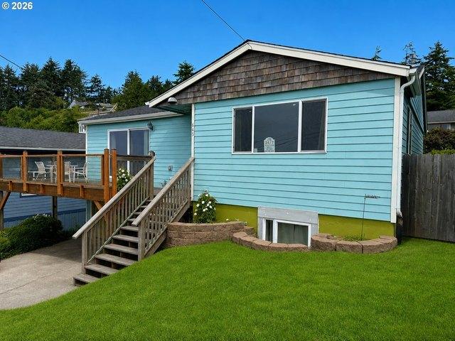645 SE 4th St, Newport, OR 97365