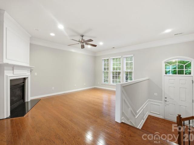 645 Sixth Baxter Crossing