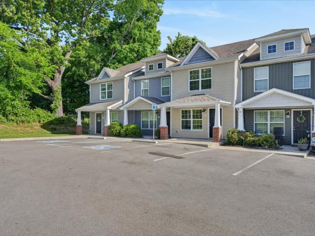 645 Stowe Ct # C