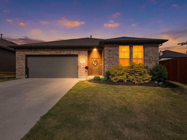 645 Pawprint Holw, Godley, TX 76044