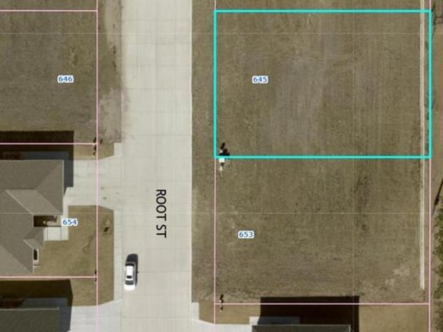 645 Root St, Grand Island, NE 68801