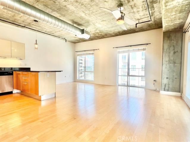 645 W 9th Street 631