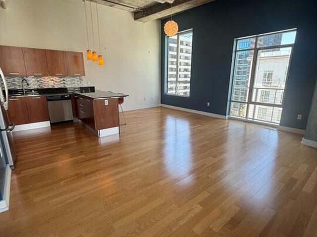 645 W 9th Street 731