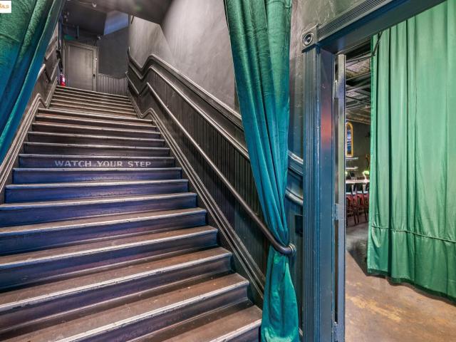 645 W Grand Ave