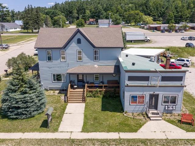6464 Old 27 N, Frederic, MI 49733