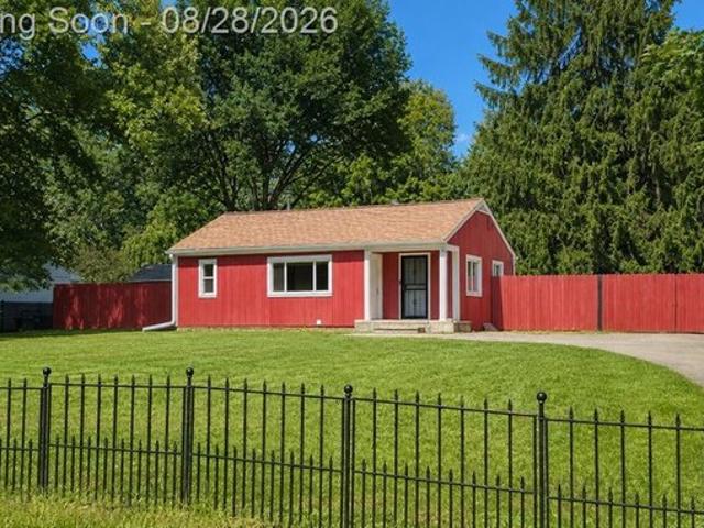 6464 Huron River Dr, Scio Township, MI 48130