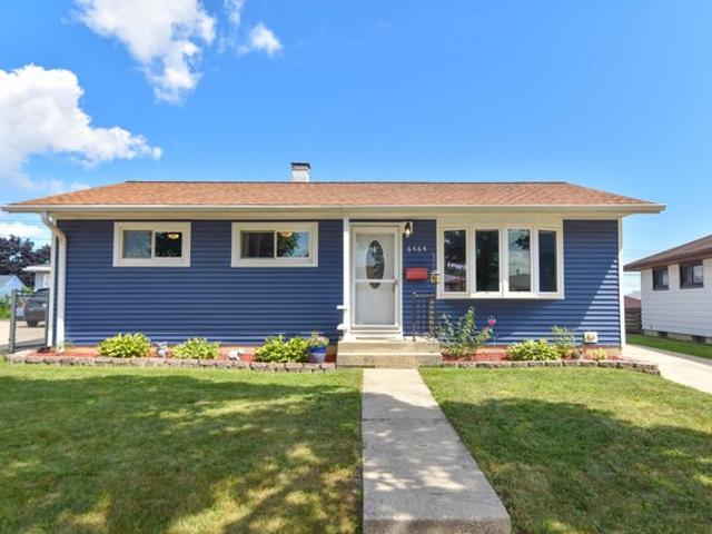 6464 S 18th St, Milwaukee, WI 53221