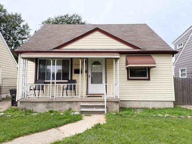 6464 Weddel St, Taylor, MI 48180