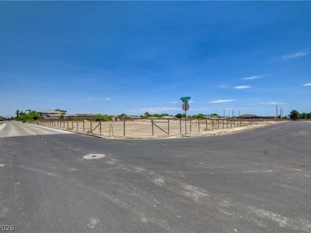 6465 Meisenheimer Ave, Las Vegas, NV 89131