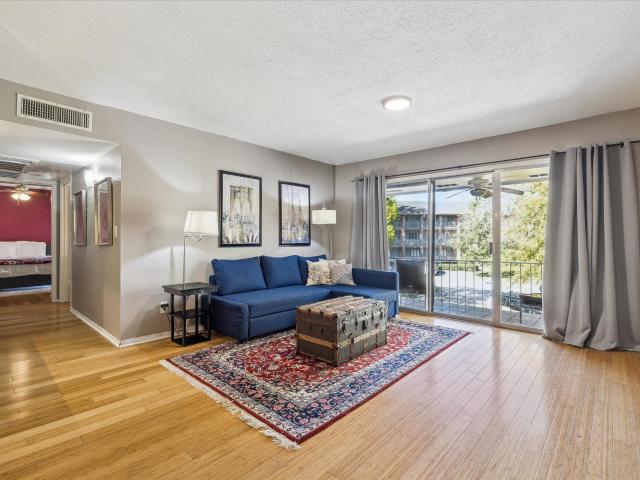 6465 Bayou Glen Rd, Houston, TX 77057 | MLS #54194 | Compass
