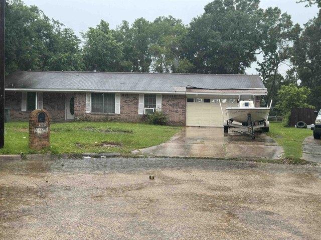 6465 Friartuck Ln, Beaumont, TX 77707