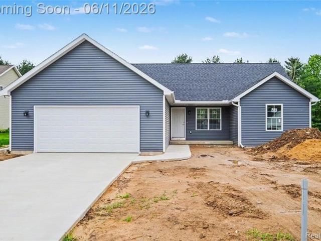 6465 Whisper Ridge Ct, Burton, MI 48509