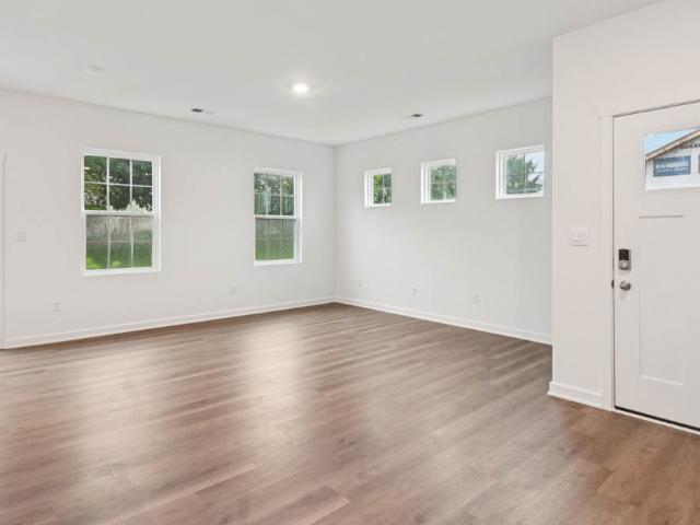 6466 Maple Glen Drive