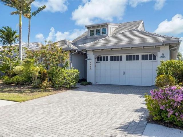 6466 Warwick Ave, Naples, FL 34113