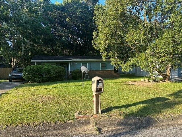 6467 Barker Dr S, Mobile, AL 36608