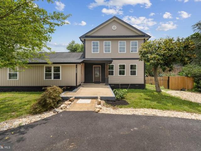 6467 Third St, Alexandria, VA 22312