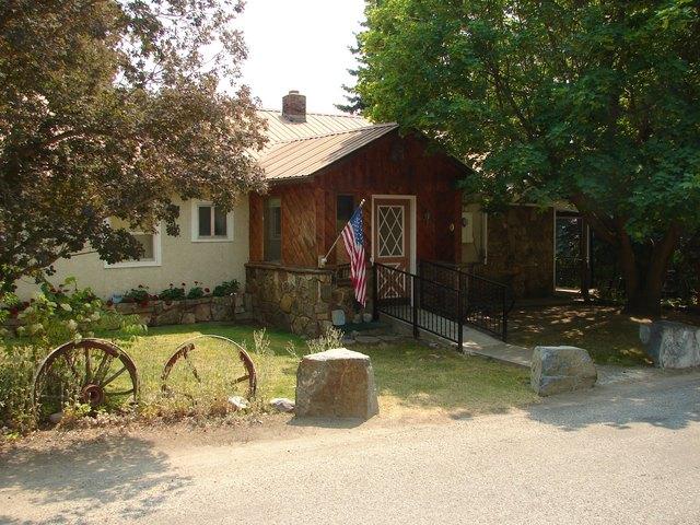 6468 Comanche St, Bonners Ferry, ID 83805