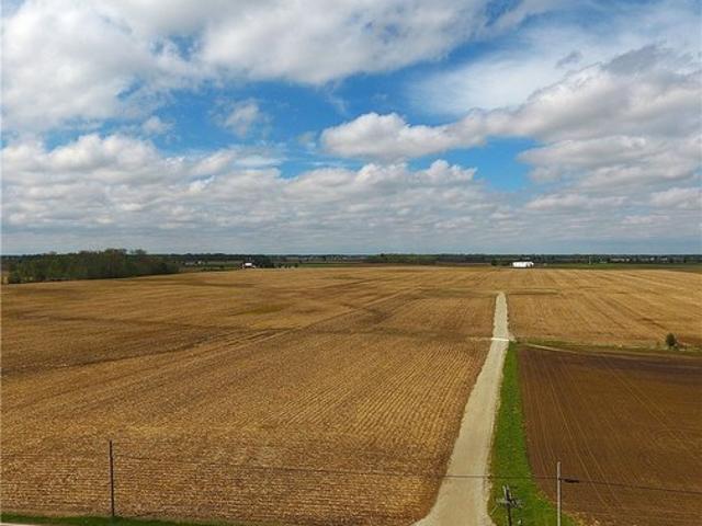 6468 Requarth Rd, Greenville, OH 45331
