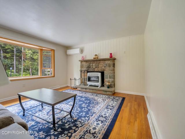 6469 Laurel Road