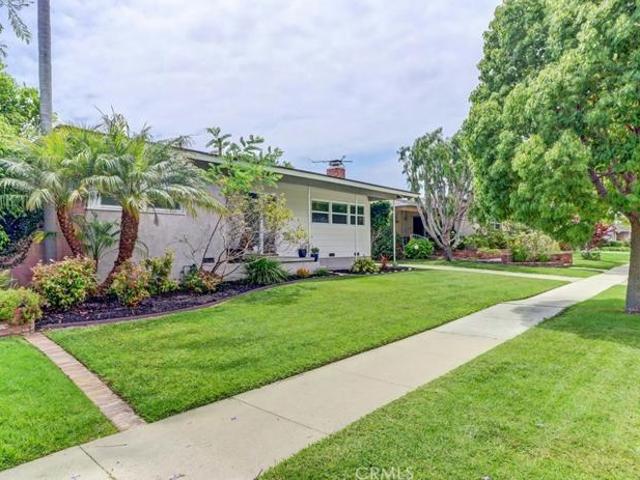 6460 E Los Arcos St, Long Beach, CA 90815