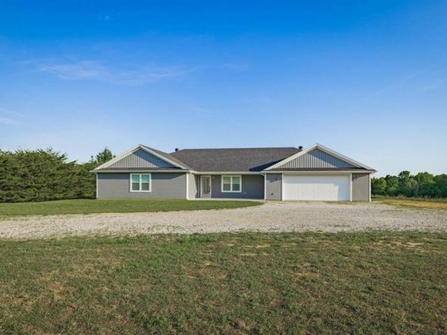 6460 Stevens School Rd, Whitesville, KY 42378