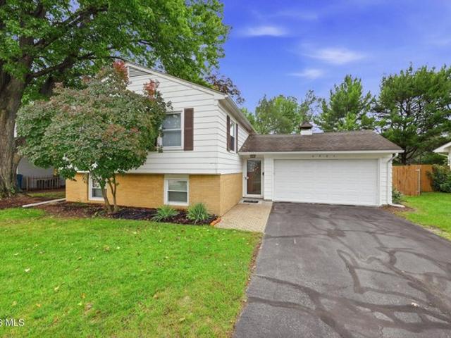 6461 Longfellow Rd, Sylvania, OH 43560