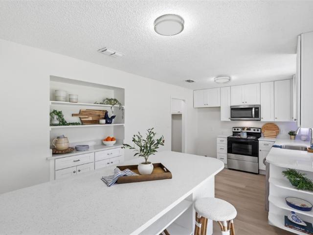 6461 Westridge Drive