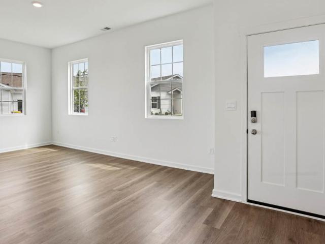 6462 Maple Glen Drive