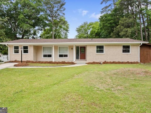 6463 Maddox Rd, Morrow, GA 30260