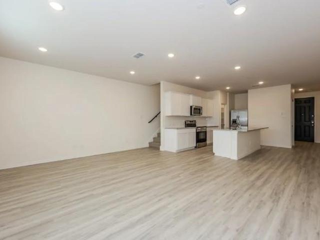 6463 Blue Trail