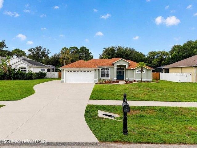 6463 Flora Vista Pl, Cocoa, FL 32927
