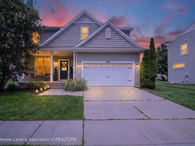 646 Buteo Dr, East Lansing, MI 48823