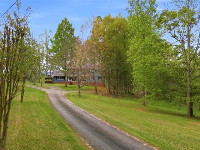 646 Flat Shoals Road