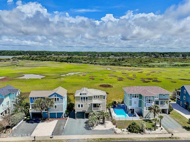 646 Ocean Boulevard W