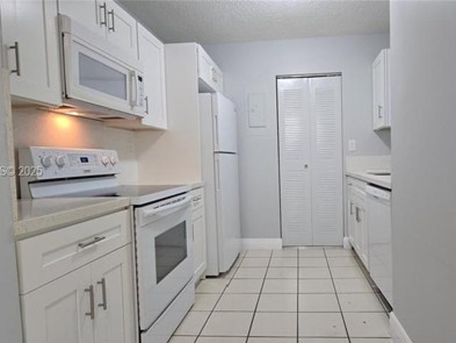 646 NW 114th Ave Apt 201, Sweetwater, FL 33172