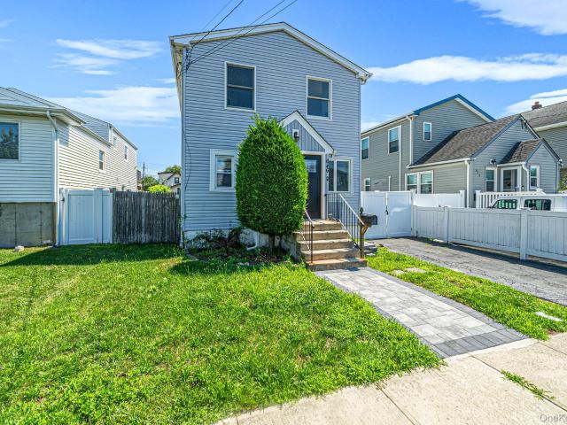 646 S 7th Street