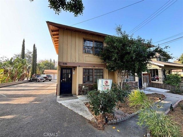 646 S Grand St, Orange, CA 92866