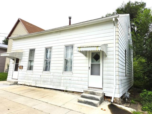 646 Payson Avenue