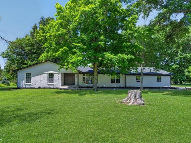 646 Redbud Ln, Plainfield, IN 46168