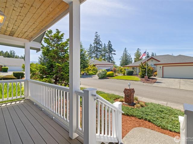 646 W Summer Breeze Lane