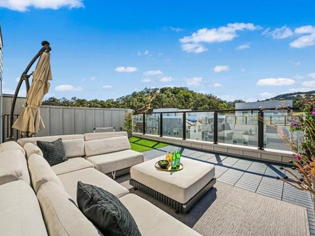646 Verandah Ct, Novato, CA 94945