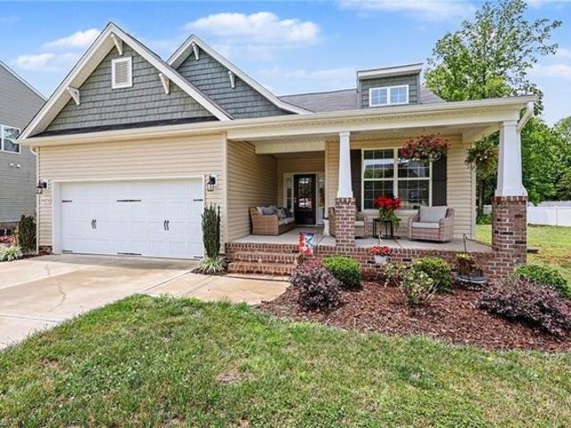 6474 Rogers Farm Rd, Pleasant Garden, NC 27313