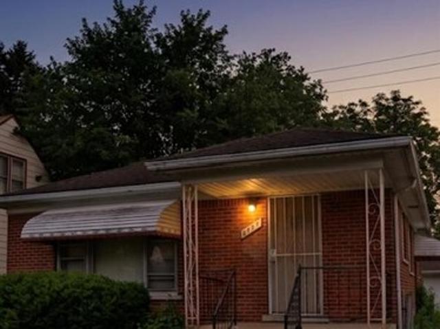 6474 Rosemont Ave, Detroit, MI 48228