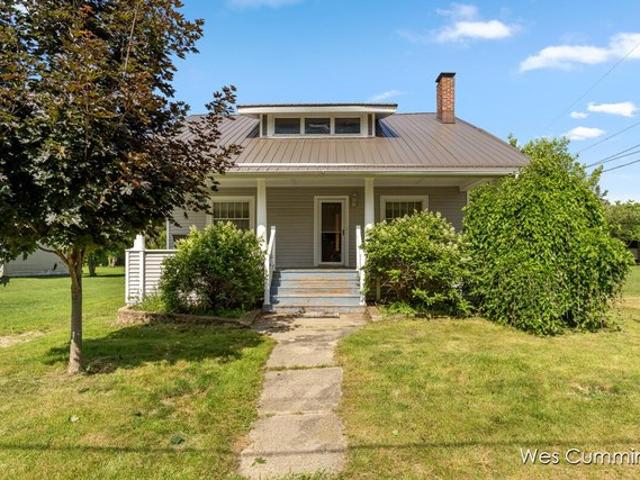 6475 N Lumberjack Rd, Riverdale, MI 48877