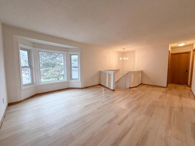 6475 Grandview Drive