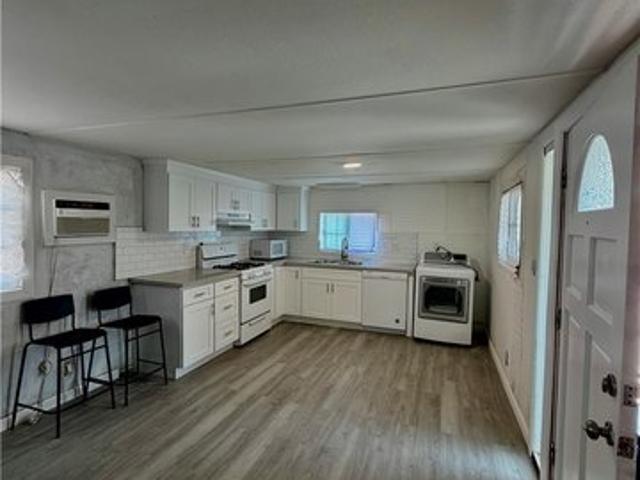 6475 S Atlantic Ave Unit 911, Long Beach, CA 90805
